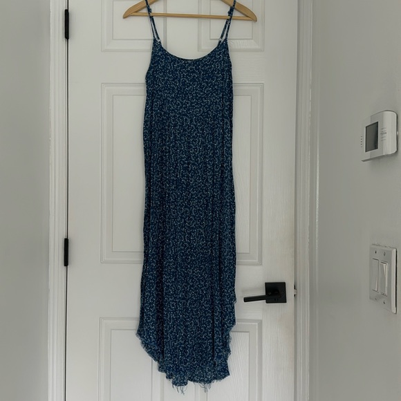 Universal Thread | Dresses | Universal Thread Blue Flowy Dress | Poshmark